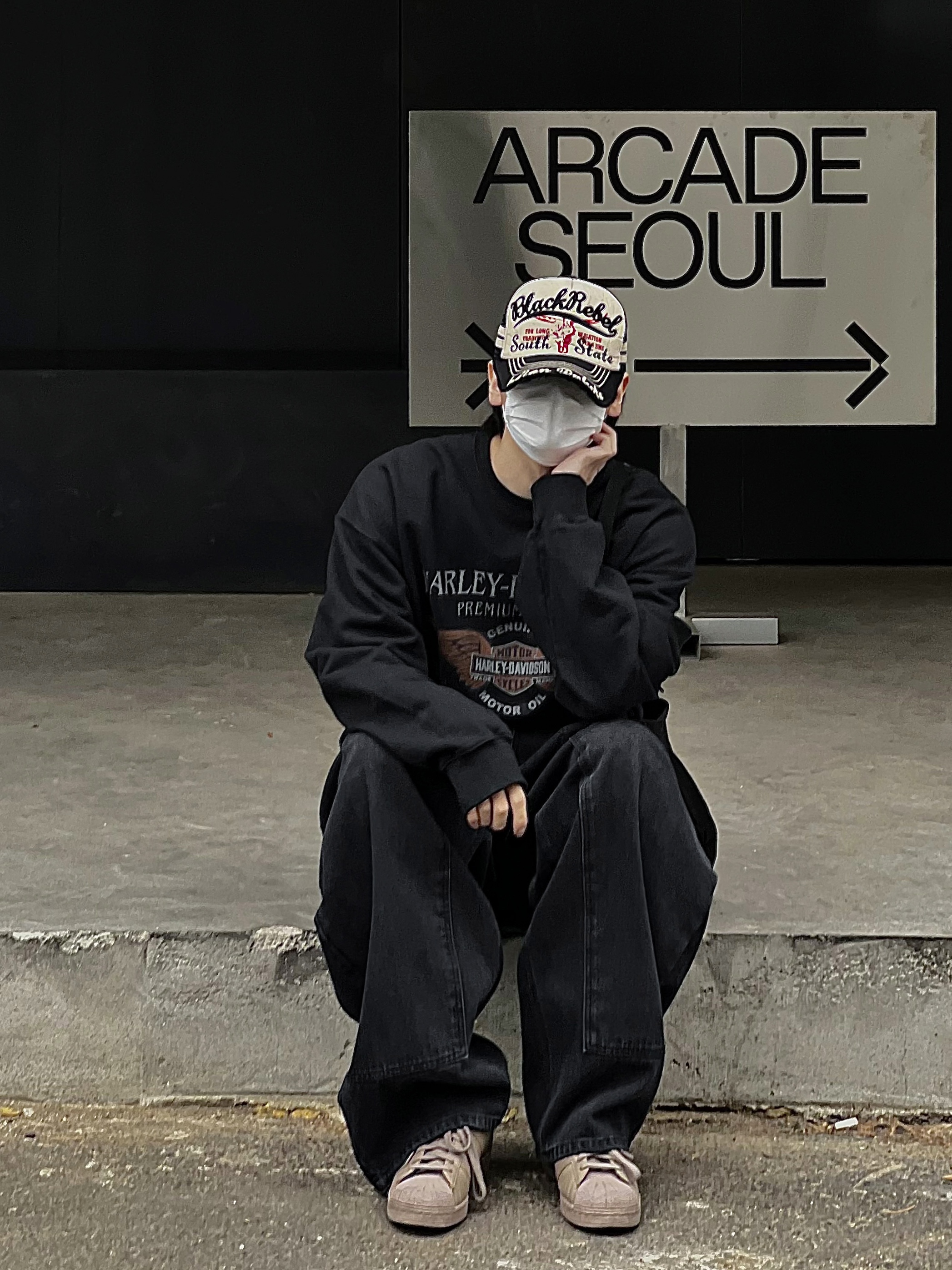 성진 (@s___j2) 님의 게시물 | KREAM