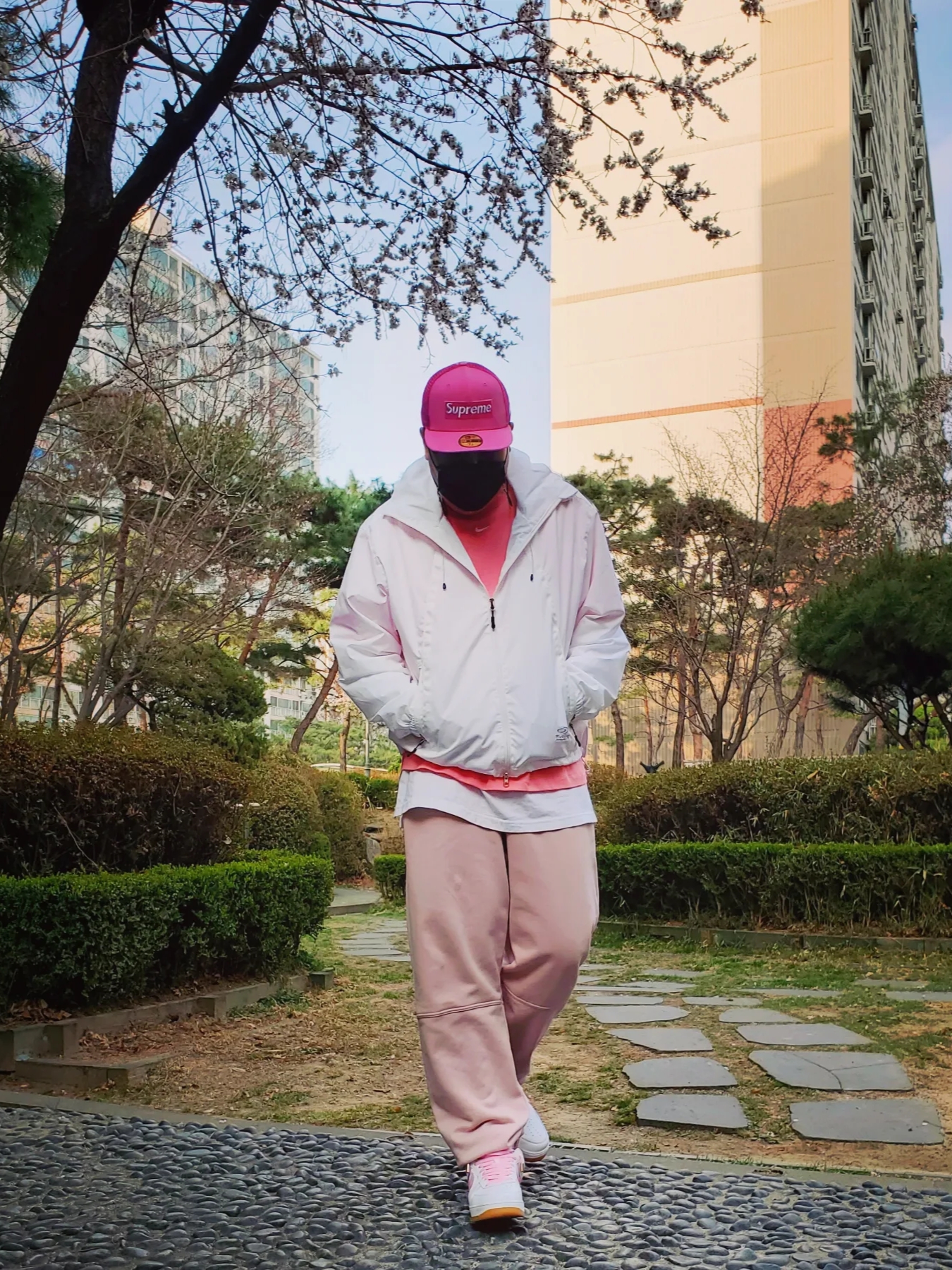 택군 (@taekgoon) 님의 게시물 | KREAM