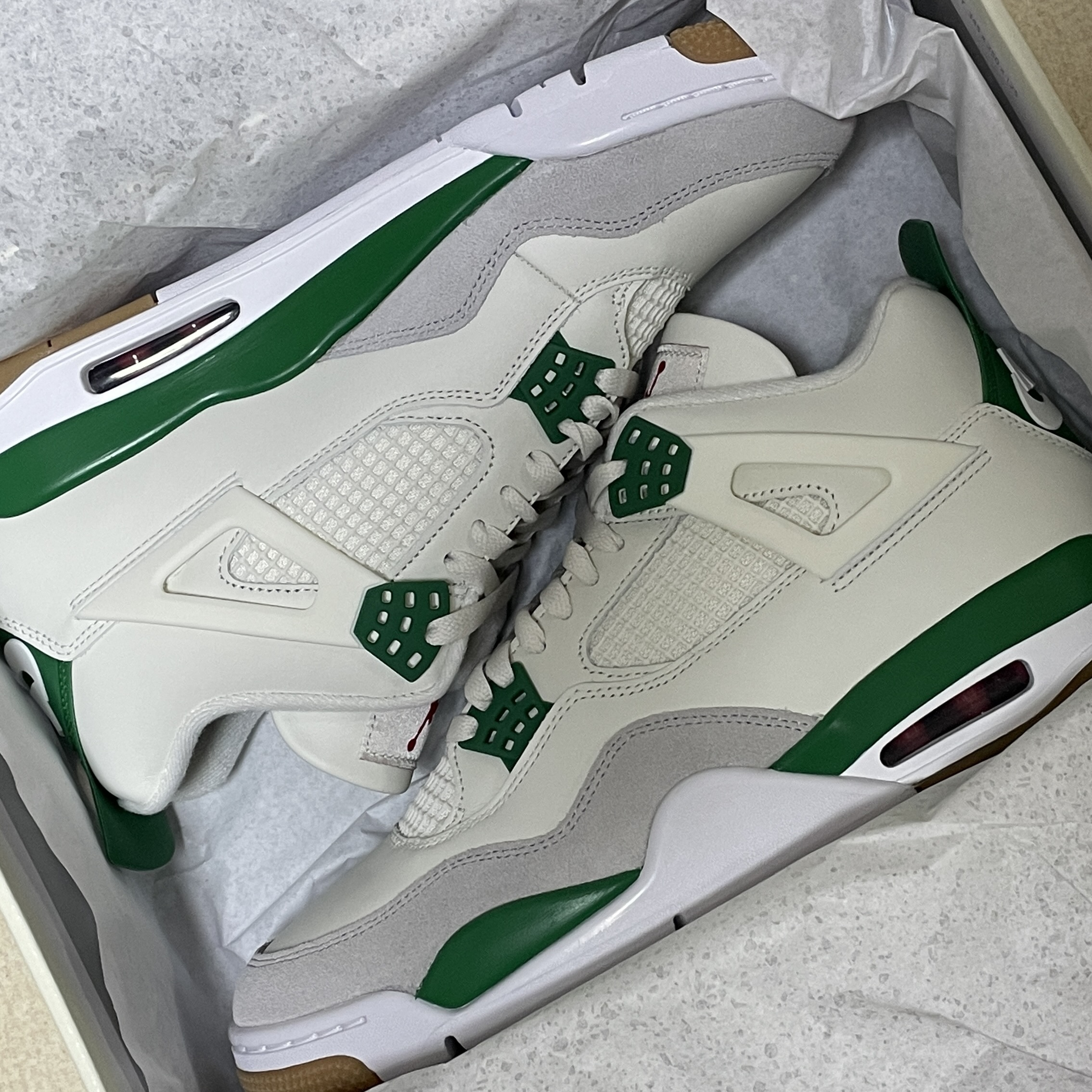 (@ahn_john) 님의 게시물 | KREAM