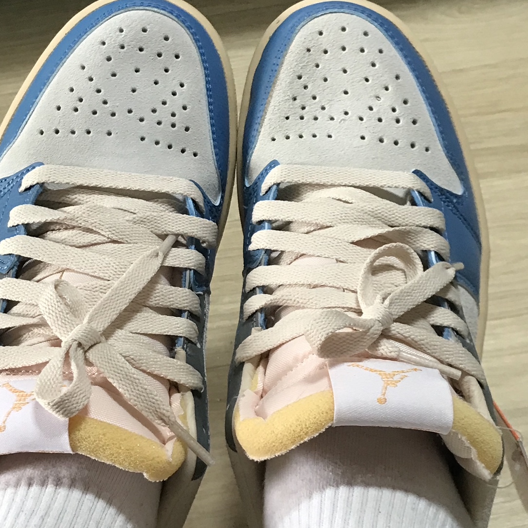 b (@bears_) 님의 게시물 | KREAM