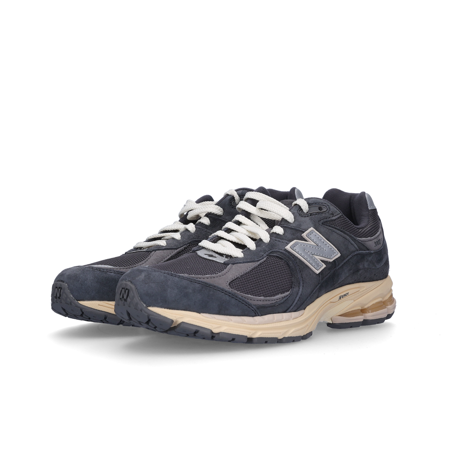 뉴발란스 2002R 스페셜 빈티지 블랙 | KREAM