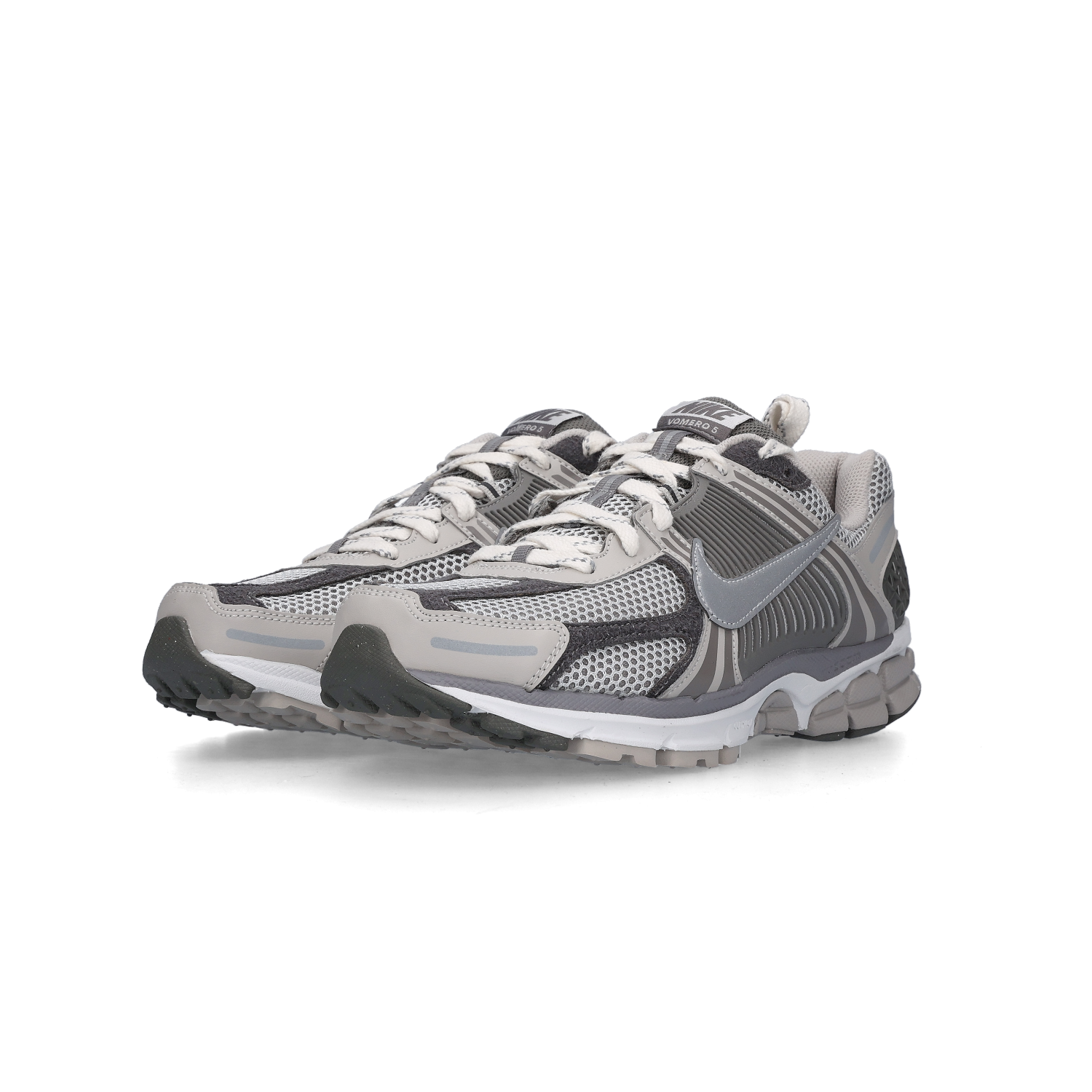 나이키 줌 보메로 5 프리미엄 라이트 아이언 오어 앤 플랫 퓨터 | KREAM