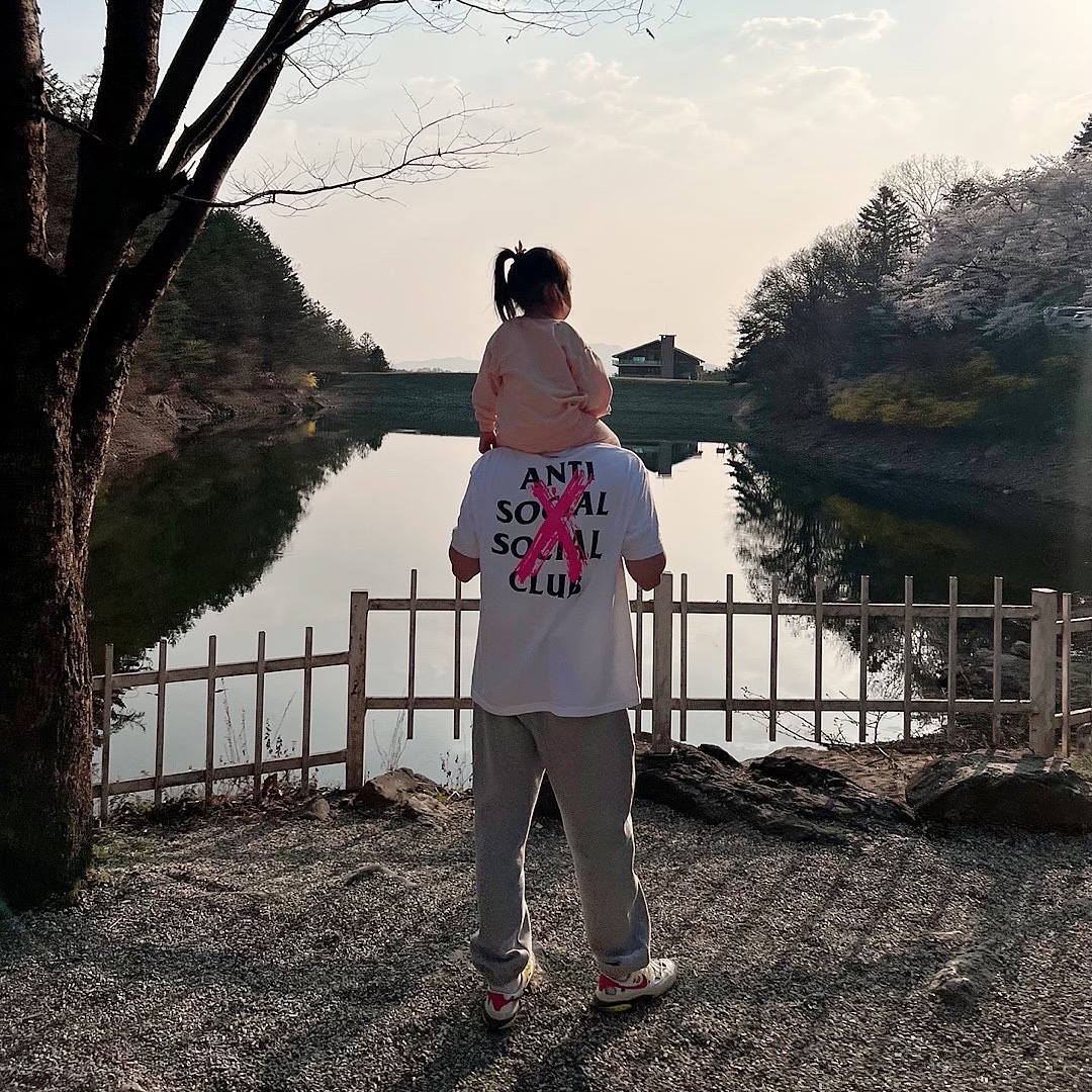 (@kooonj) 님의 게시물 | KREAM