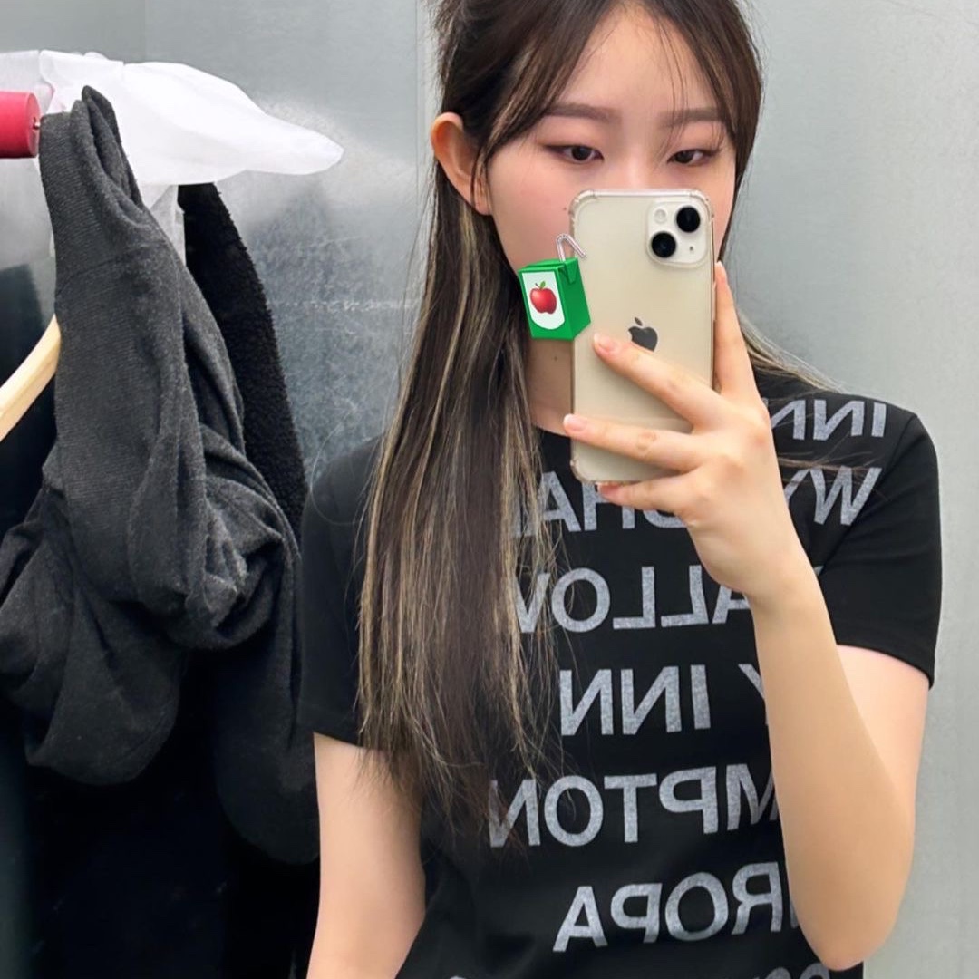 @lam_mini) 님의 게시물 | KREAM