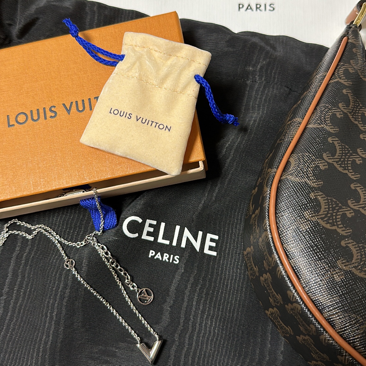 di0411 (@dkdlel) 님의 게시물 | KREAM