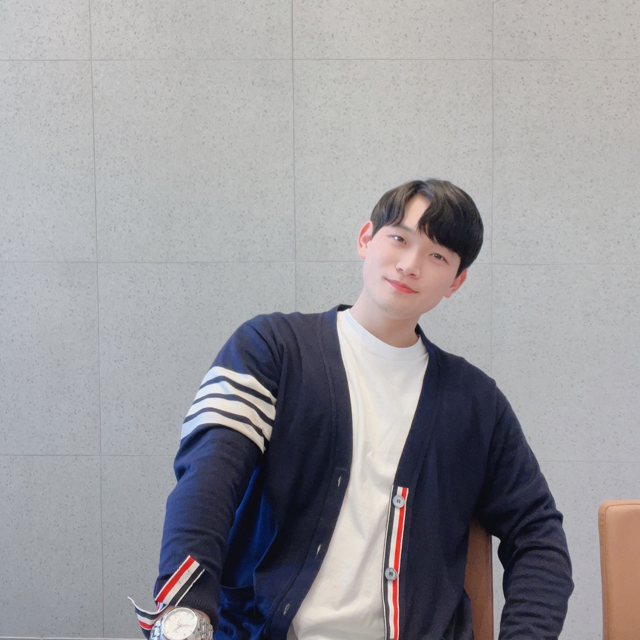 Jun~!! (@bailey_1220) 님의 게시물 | KREAM