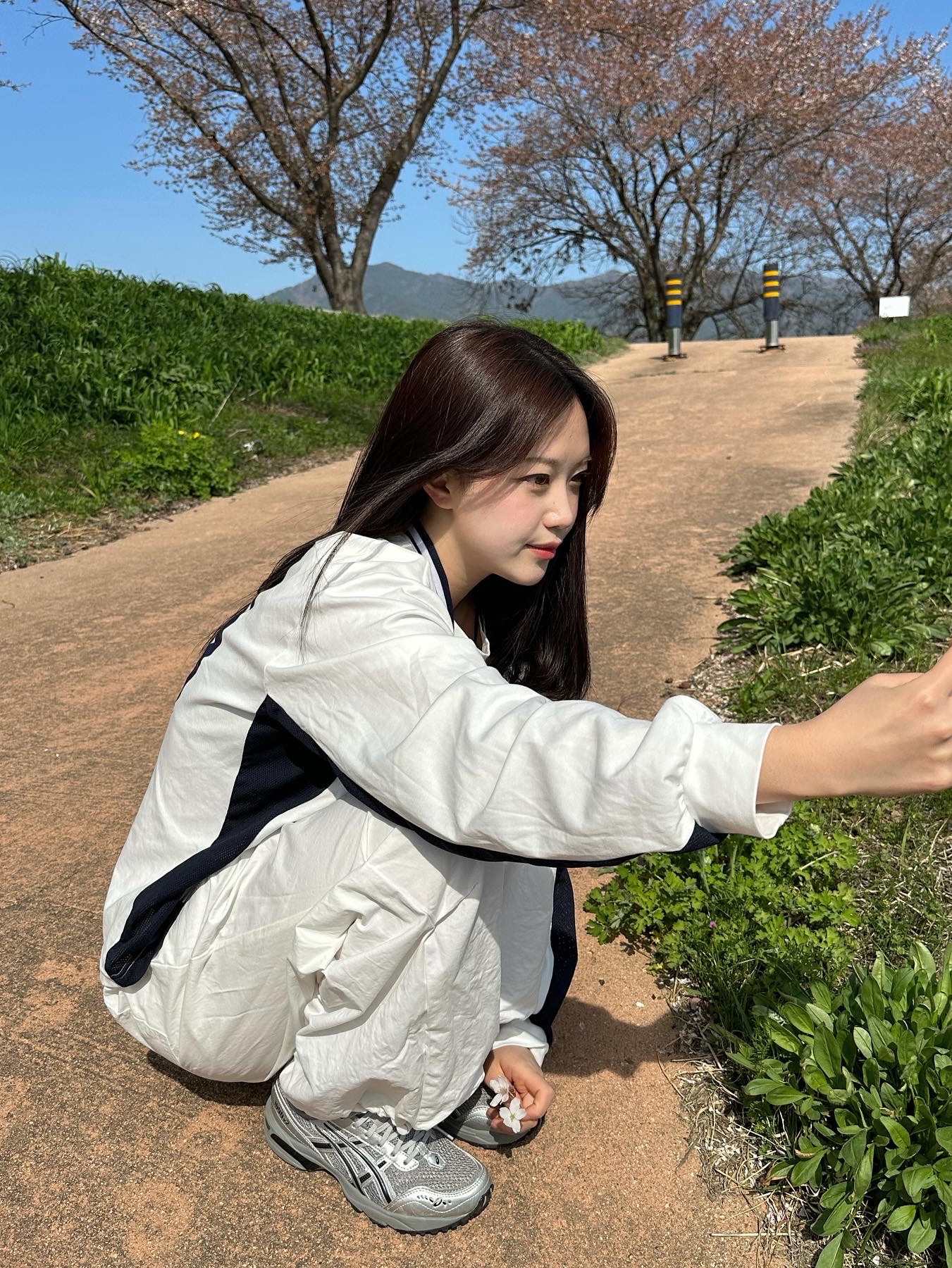 가을 (@aut.eee) 님의 게시물 | KREAM