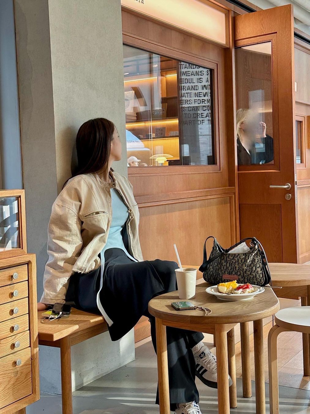 archiving.vi... (@archiving.v...) 님의 게시물 | KREAM