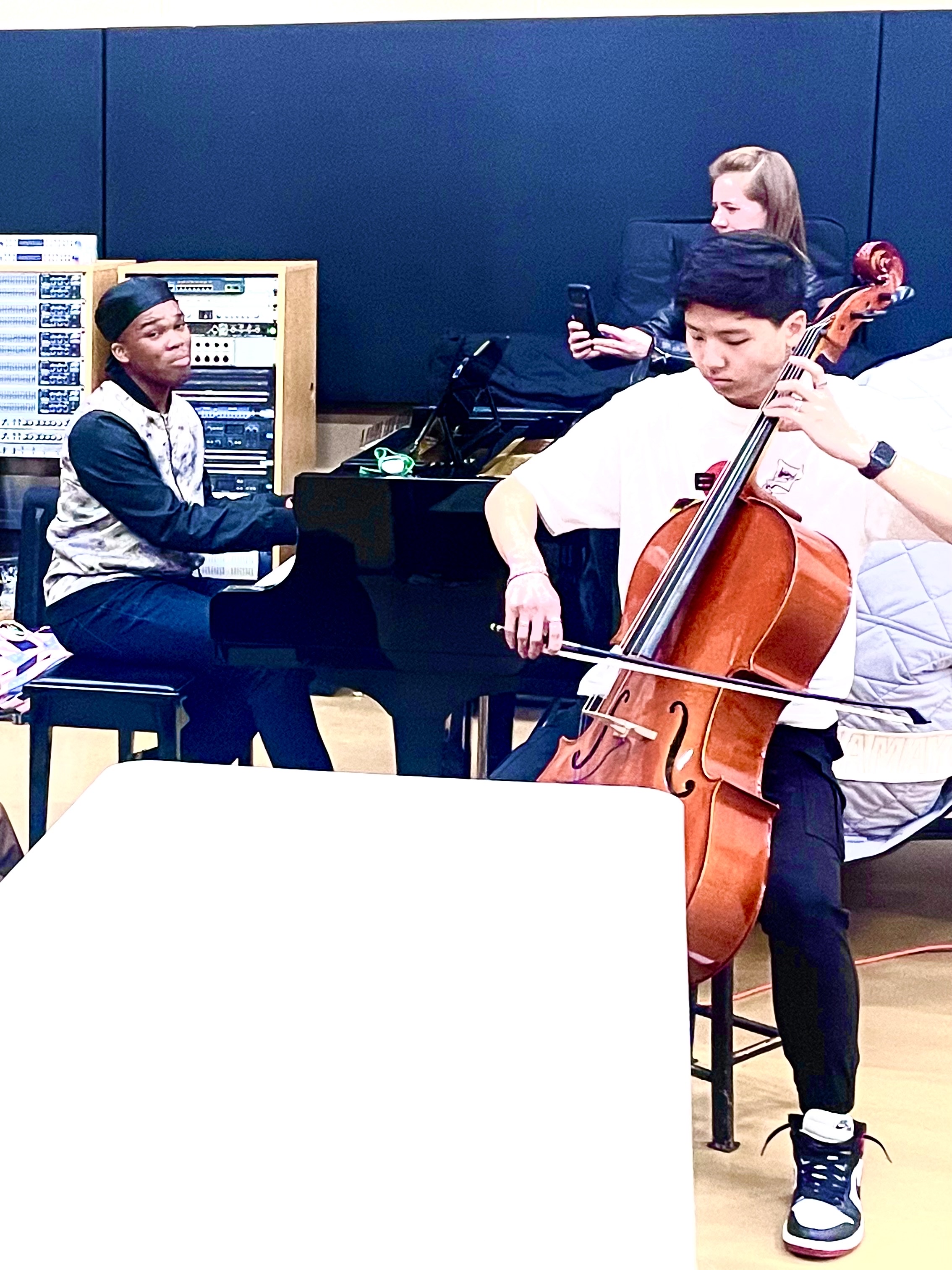 ️🌏 (@practica.lly) 님의 게시물 | KREAM