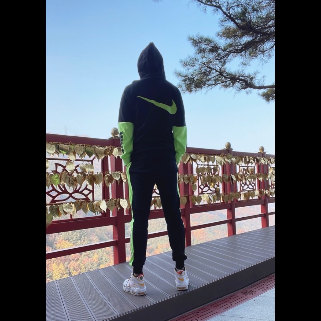 (@sea88) 님의 게시물 | KREAM