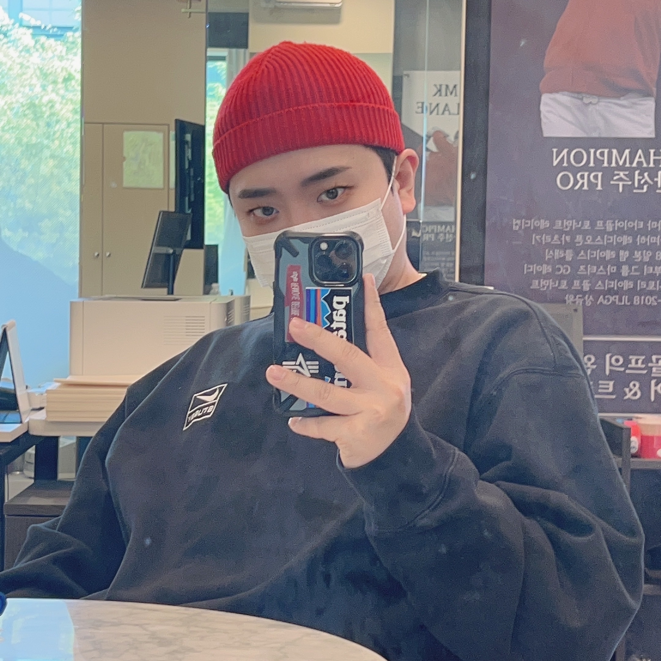 @hoon_x_hoon (@hoon_x_hoon) 님의 게시물 | KREAM