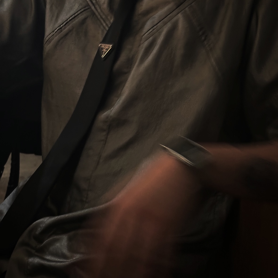 민주 (@always_wind...) 님의 게시물 | KREAM