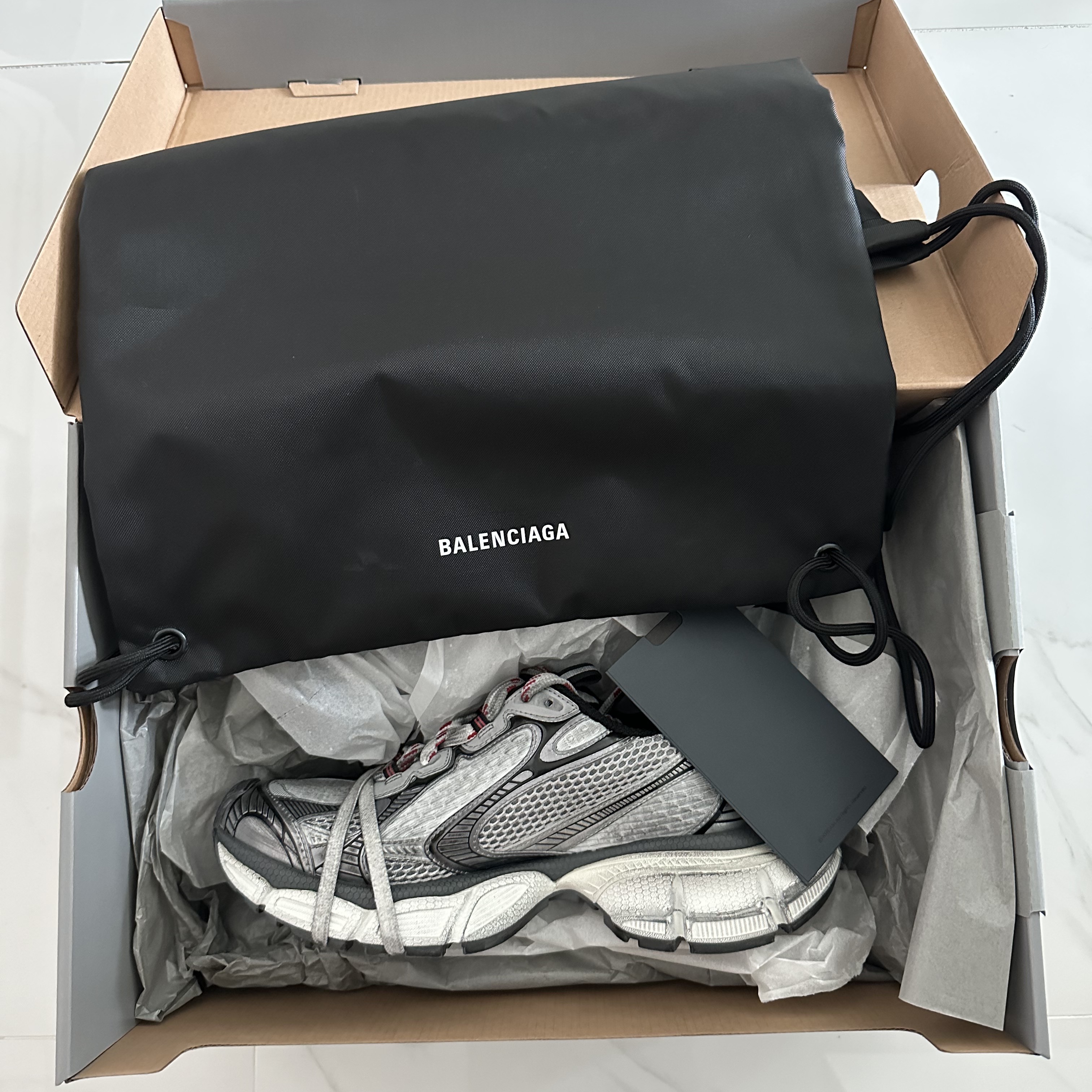 jh (@55321) 님의 게시물 | KREAM