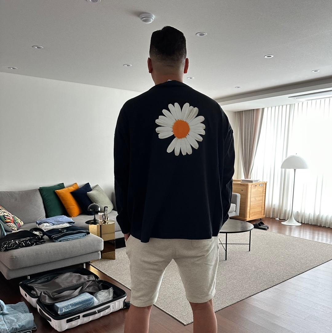 coco (@dreamingcoco) 님의 게시물 | KREAM