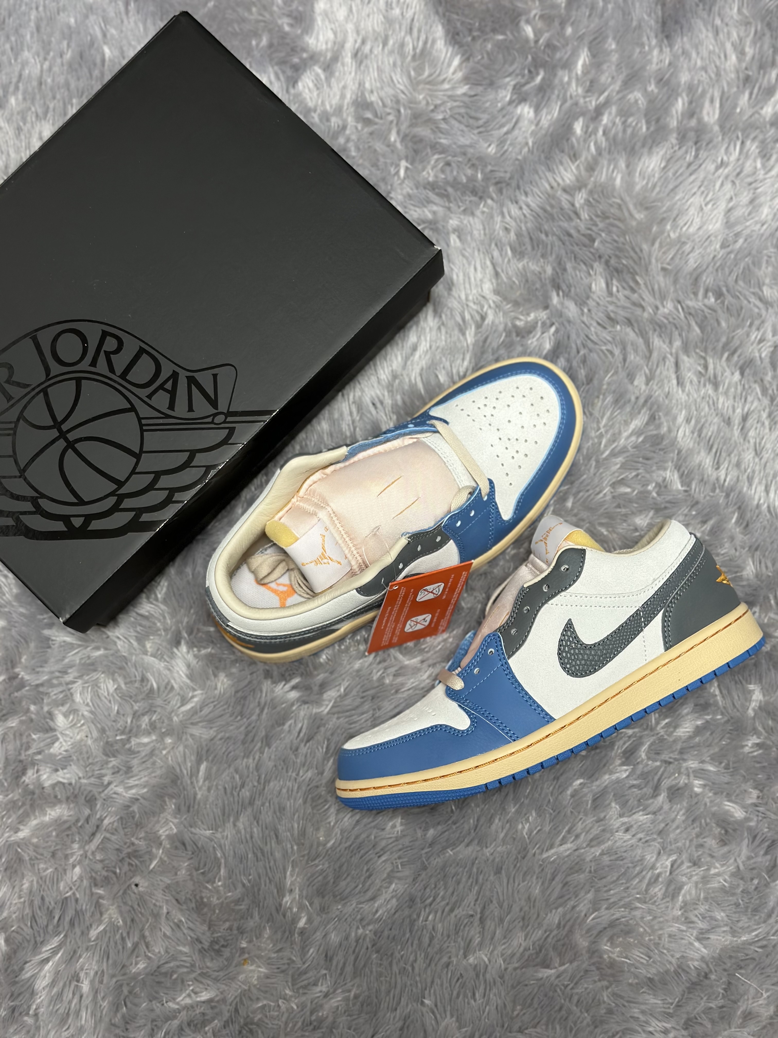 (@nong_sa) 님의 게시물 | KREAM