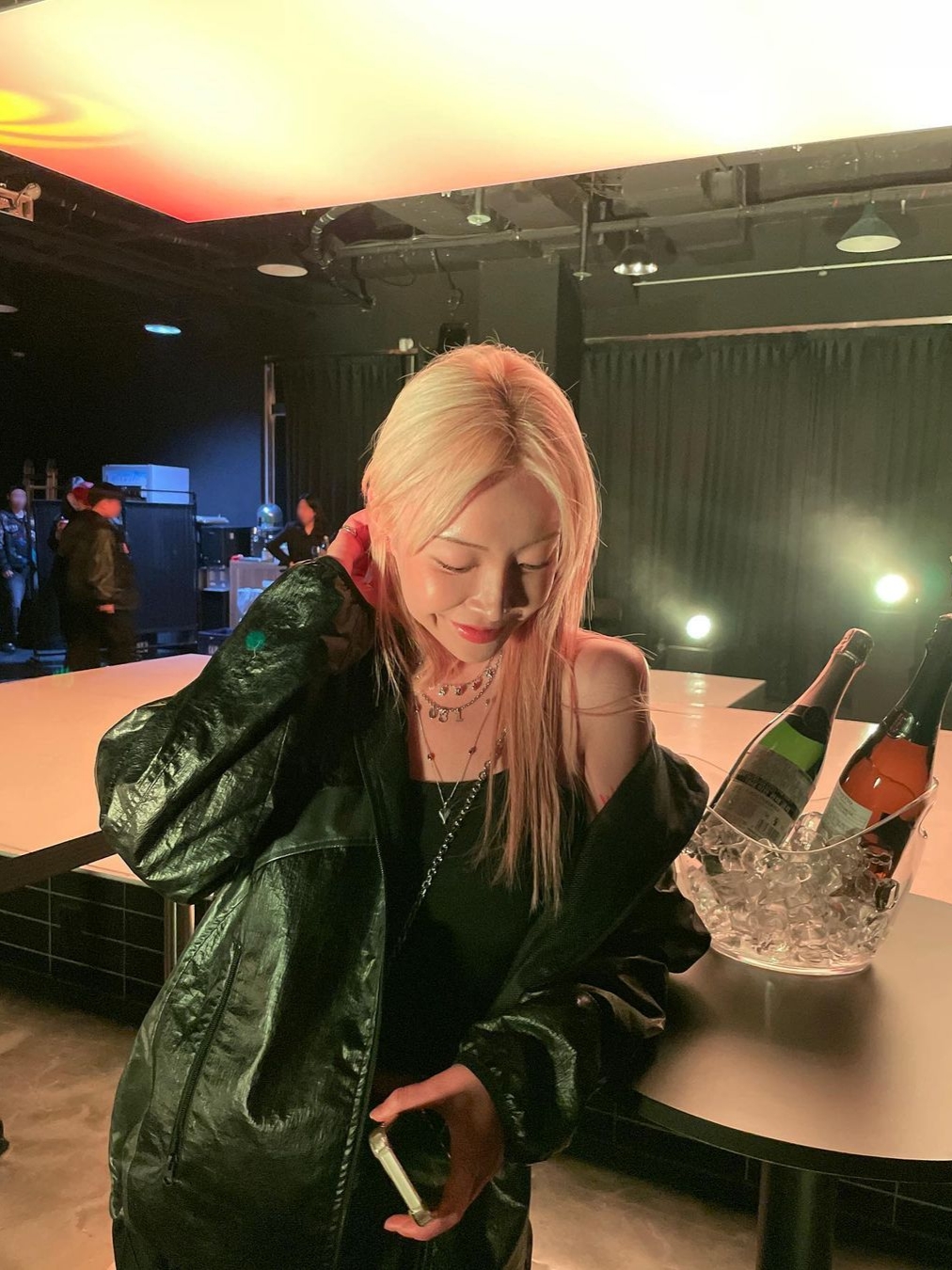 힙쟁이 (@wish_list_) 님의 게시물 | KREAM