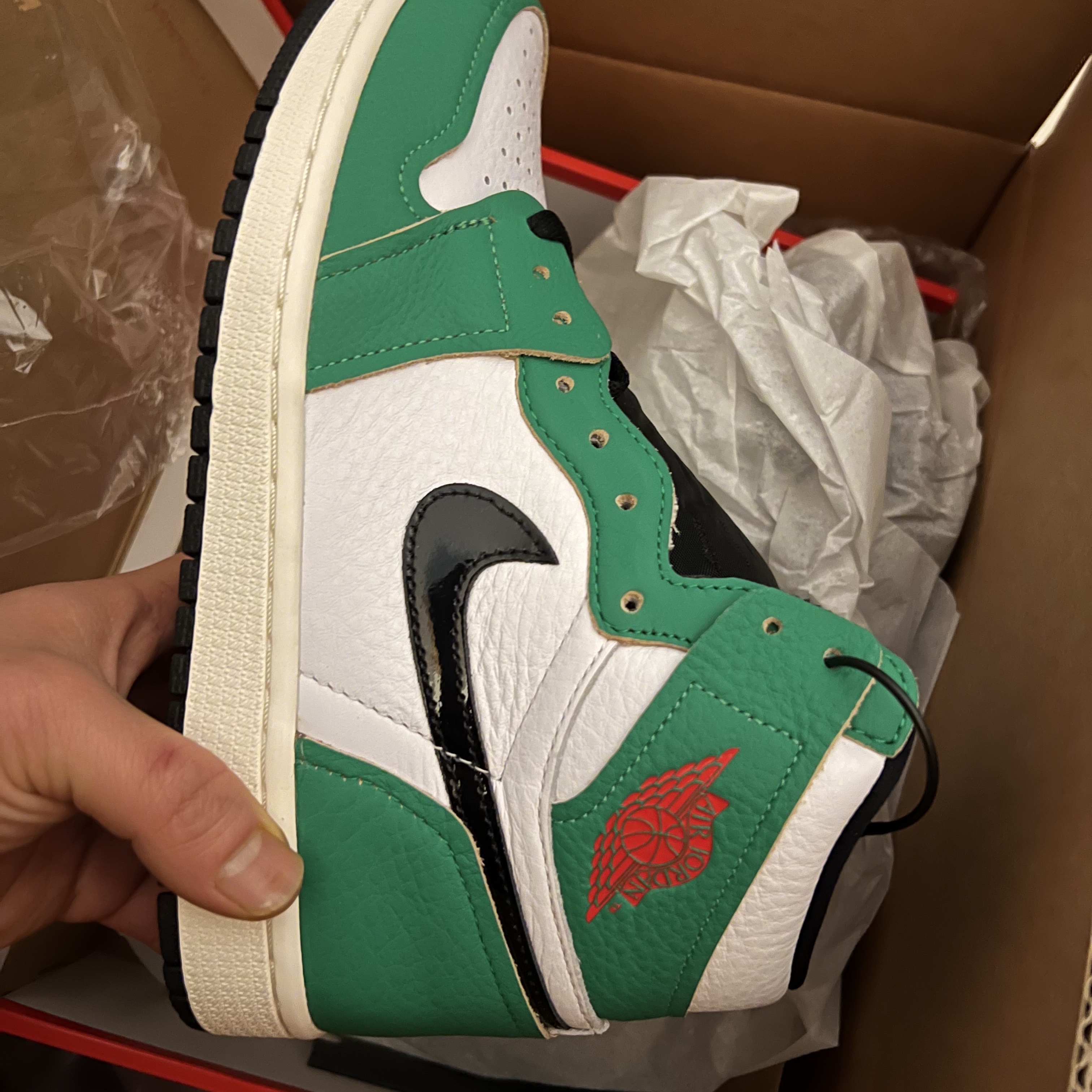 h.b.e.o.m (@h.b.e.o.m) 님의 게시물 | KREAM