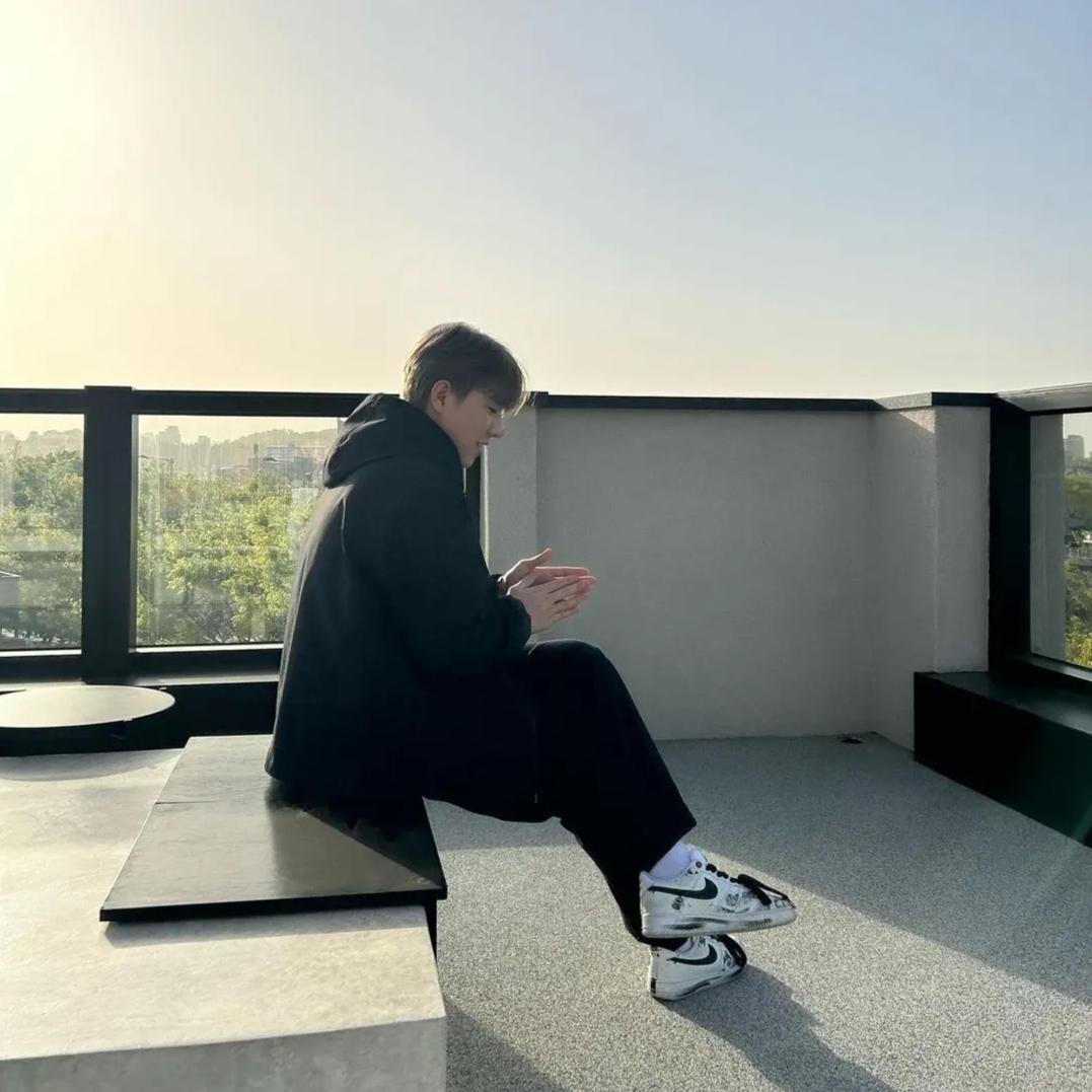 (@w134ah) 님의 게시물 | KREAM