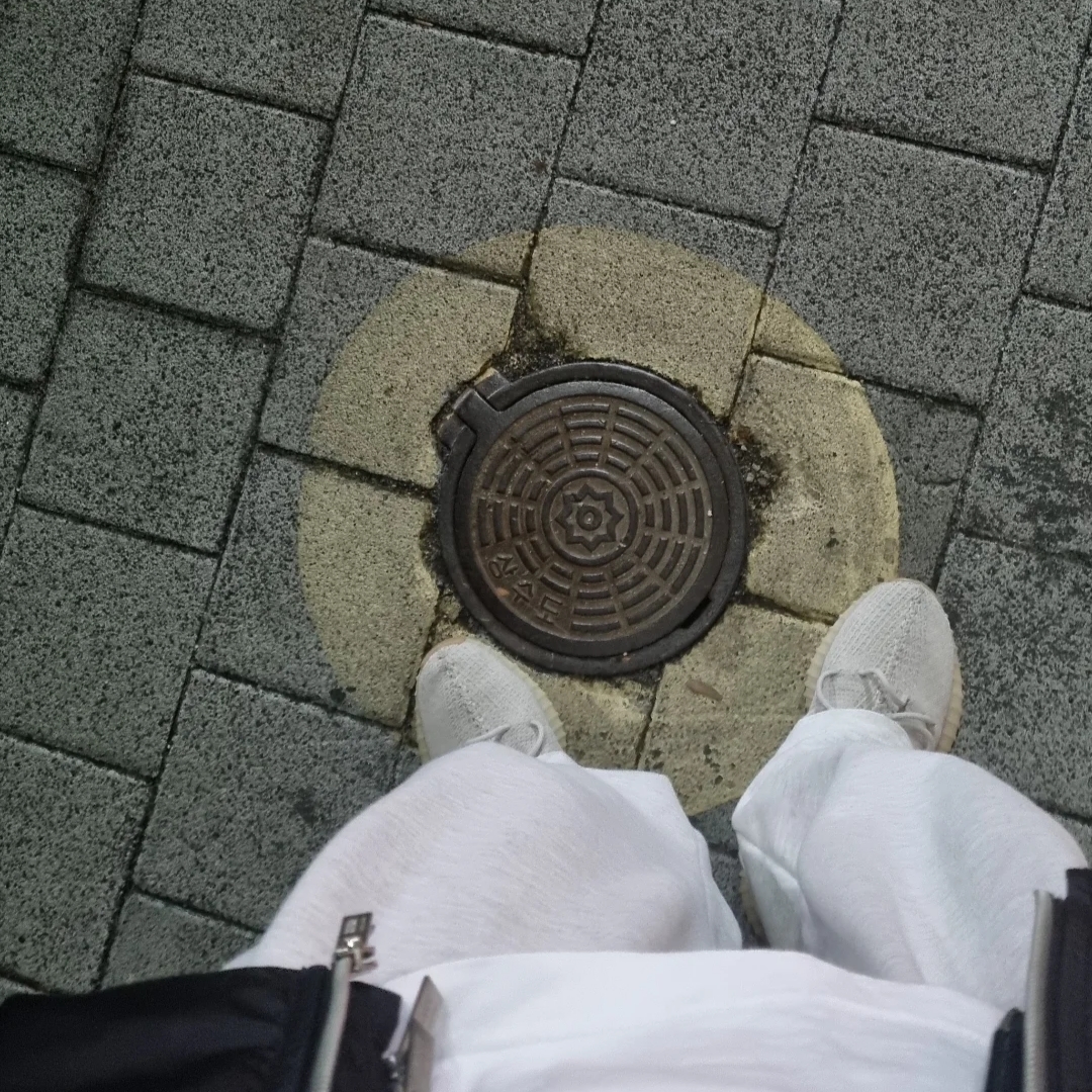 Yi (@j_nxxk) 님의 게시물 | KREAM