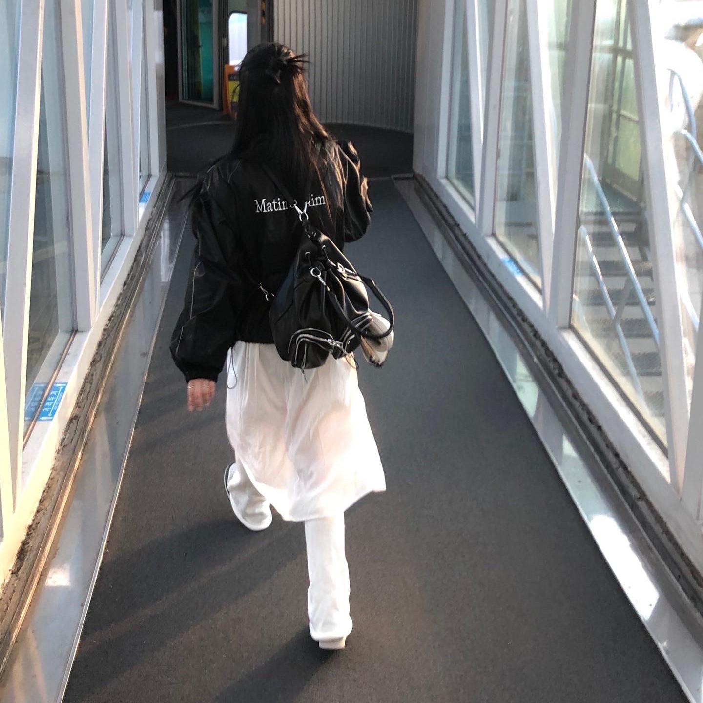 dambb (@ckiteeee) 님의 게시물 | KREAM