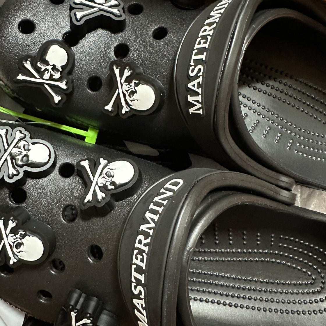 vvvvv (@hjhhhg) 님의 게시물 | KREAM