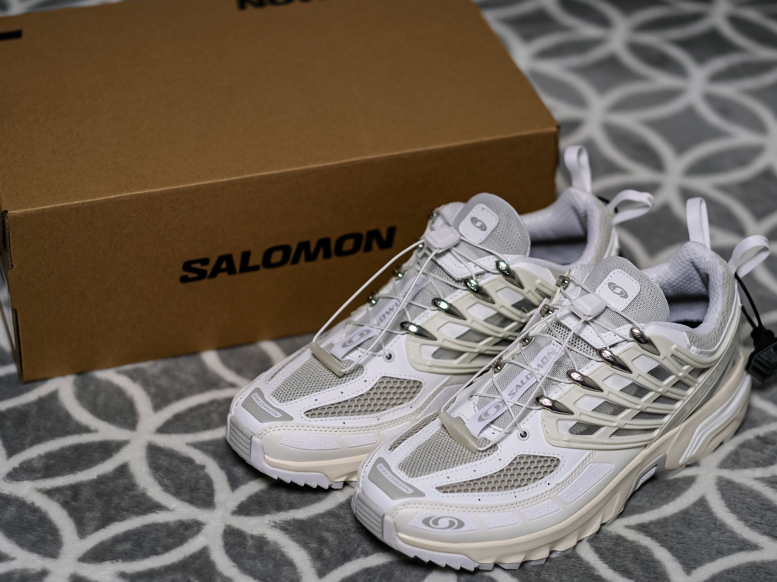 조추 (@johnny_choo) 님의 게시물 | KREAM