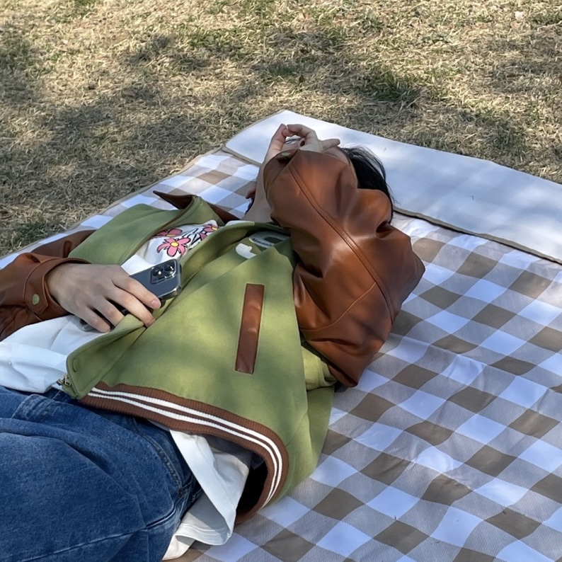 무걸 (@gun_hyun) 님의 게시물 | KREAM