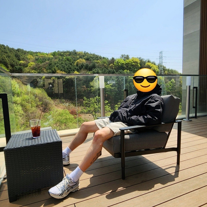 또또 (@ttotto) 님의 게시물 | KREAM