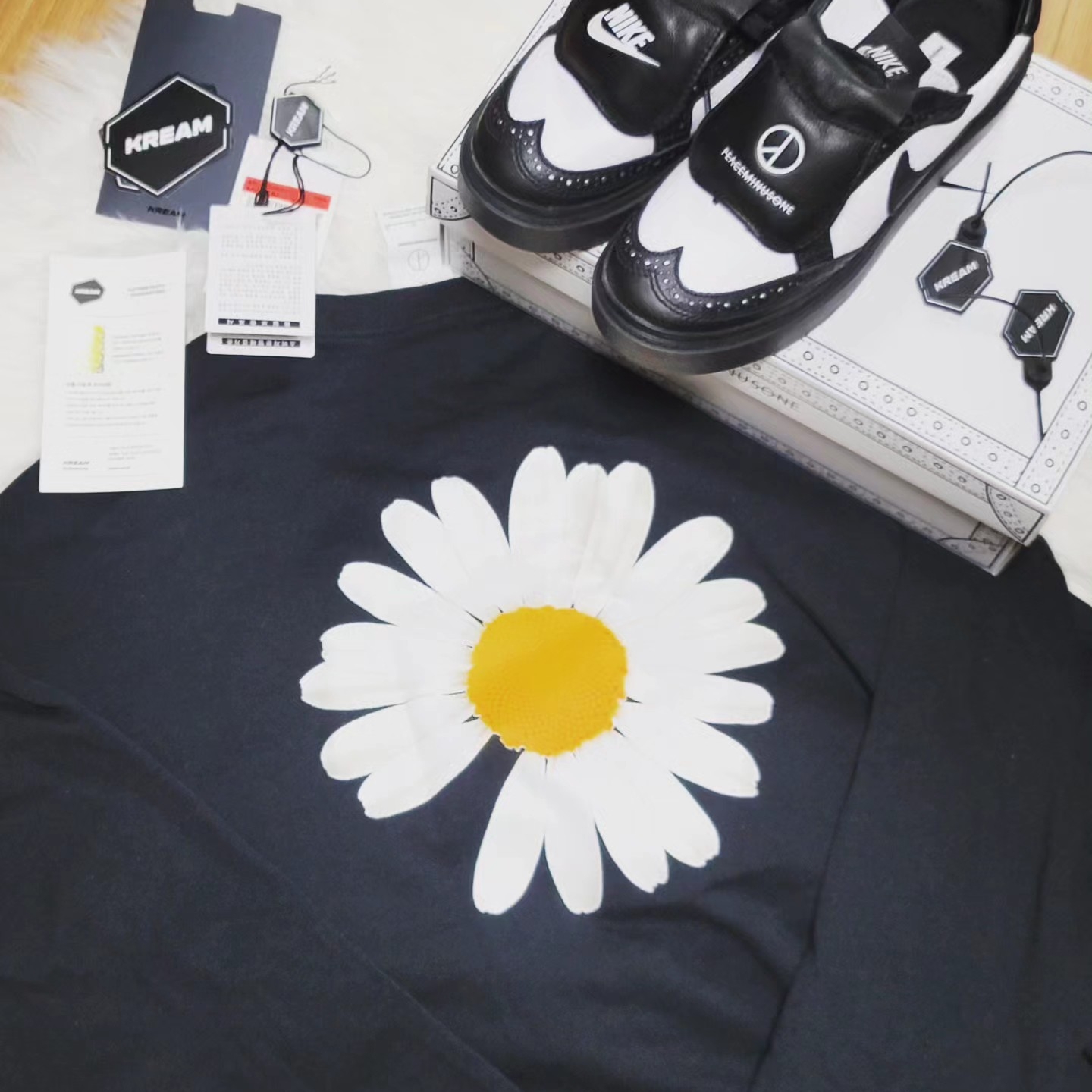 민트쿠키 (@redrang) 님의 게시물 | KREAM