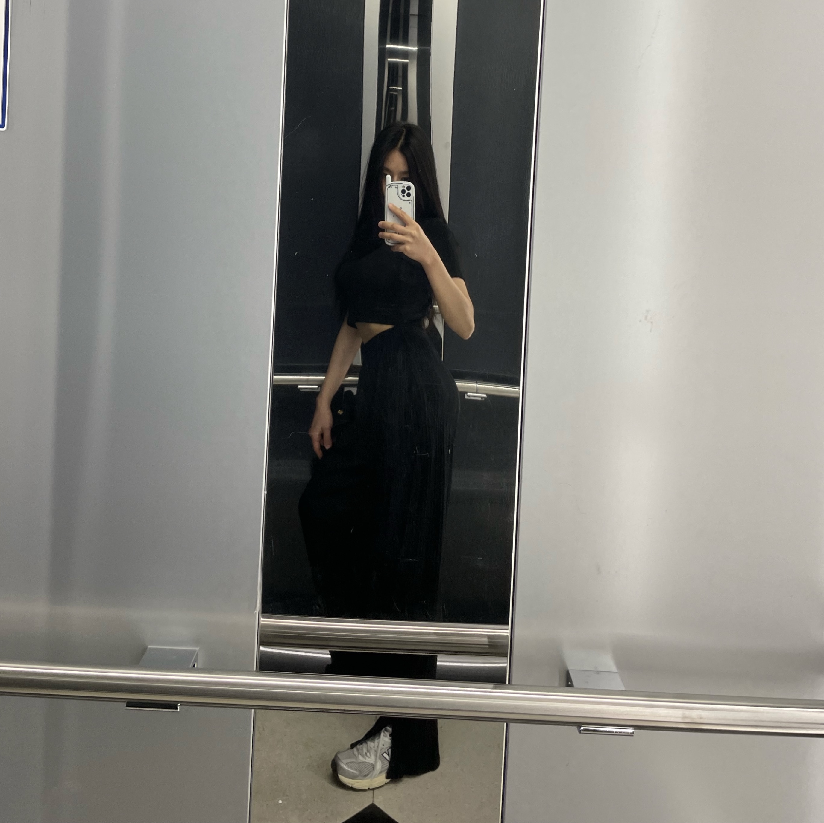 (@zn8p50) 님의 게시물 | KREAM