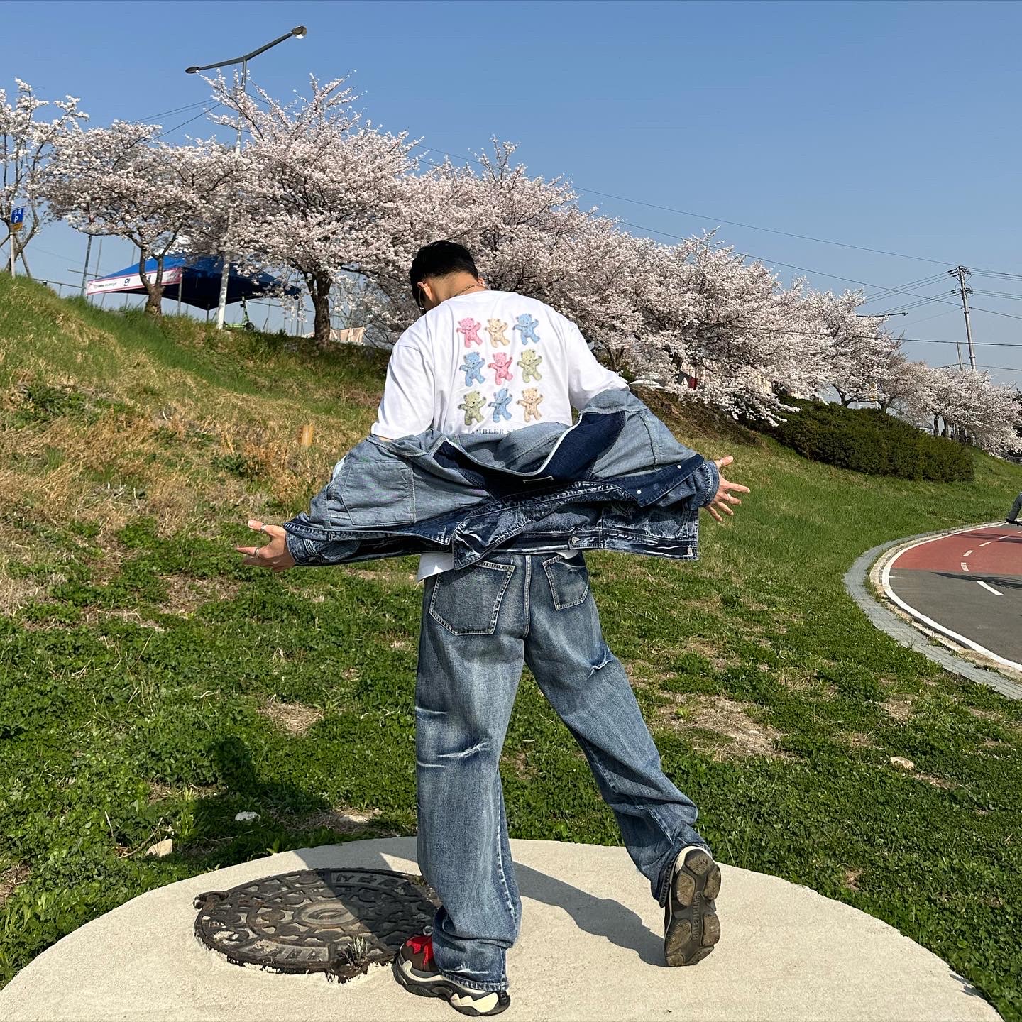 꾸다 (@183.h.g) 님의 게시물 | KREAM