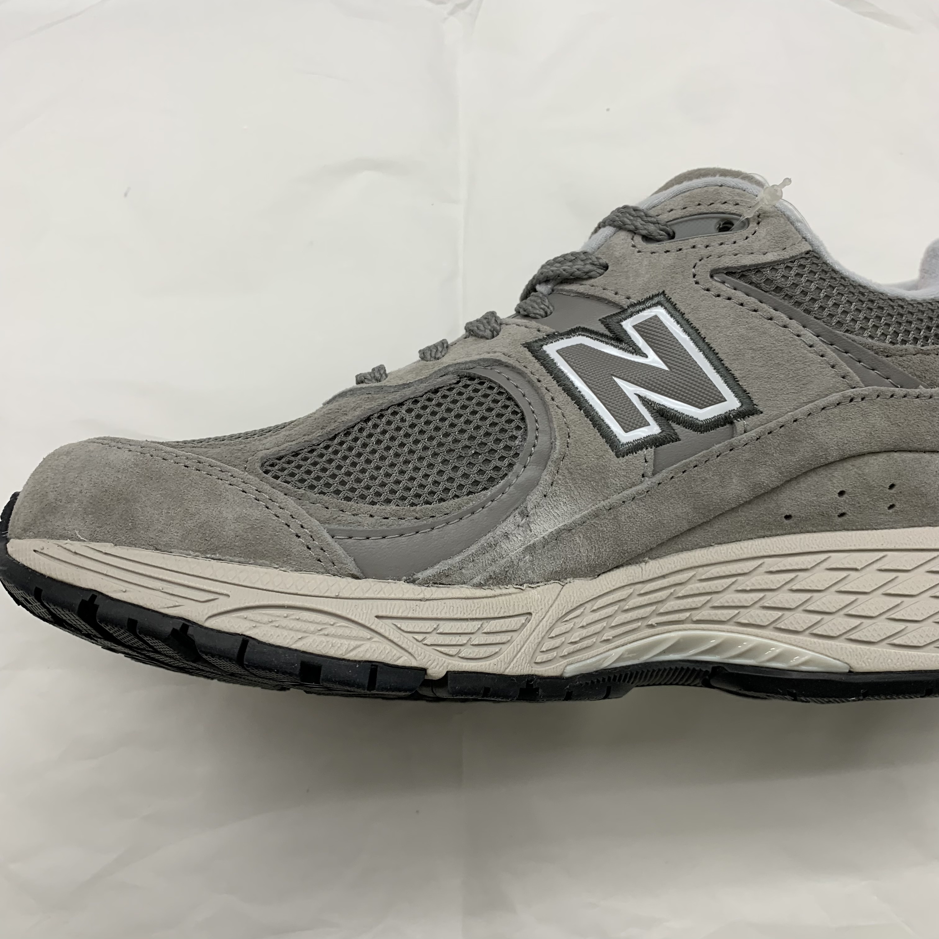 뉴발란스 2002R 그레이 | KREAM