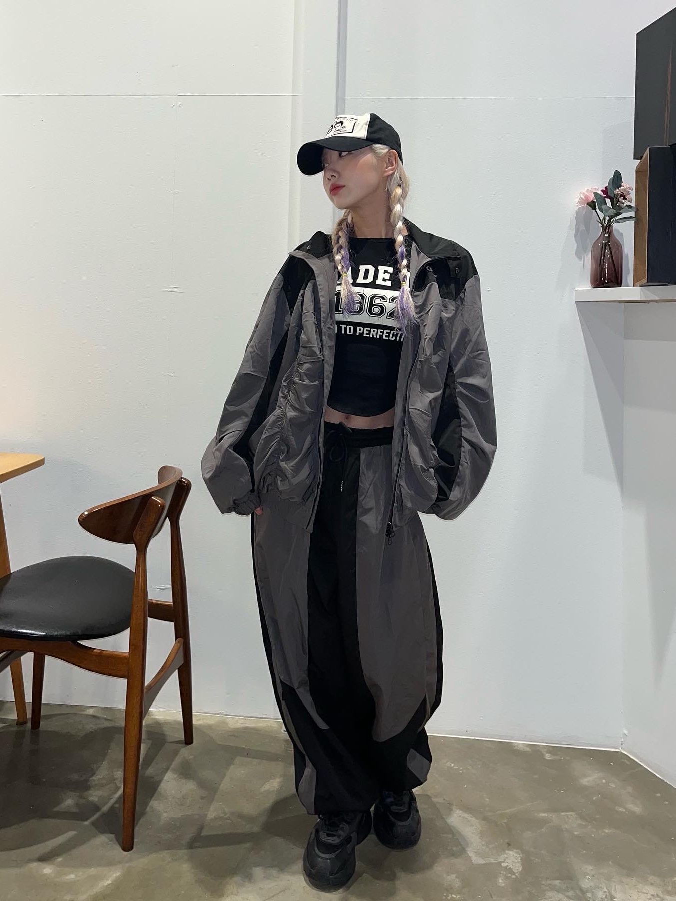 _purple_hip (@_purple_hip) 님의 게시물 | KREAM