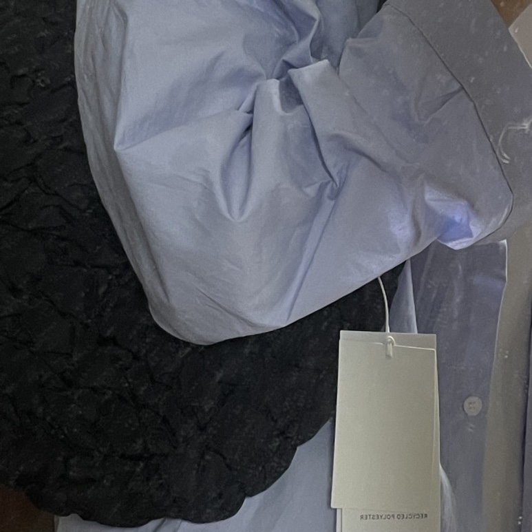 존예템 탐색기 (@zonyeah) 님의 게시물 | KREAM