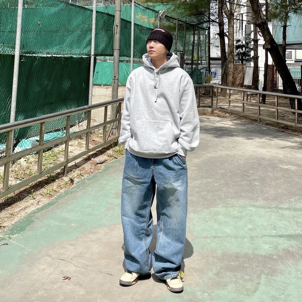 서비 (@hee_seop) 님의 게시물 | KREAM