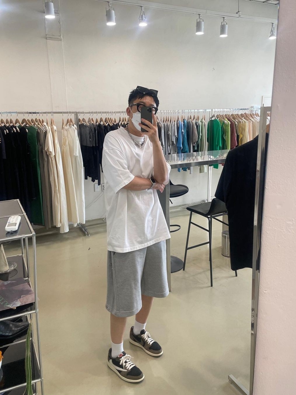 힙쟁이 (@wish_list_) 님의 게시물 | KREAM