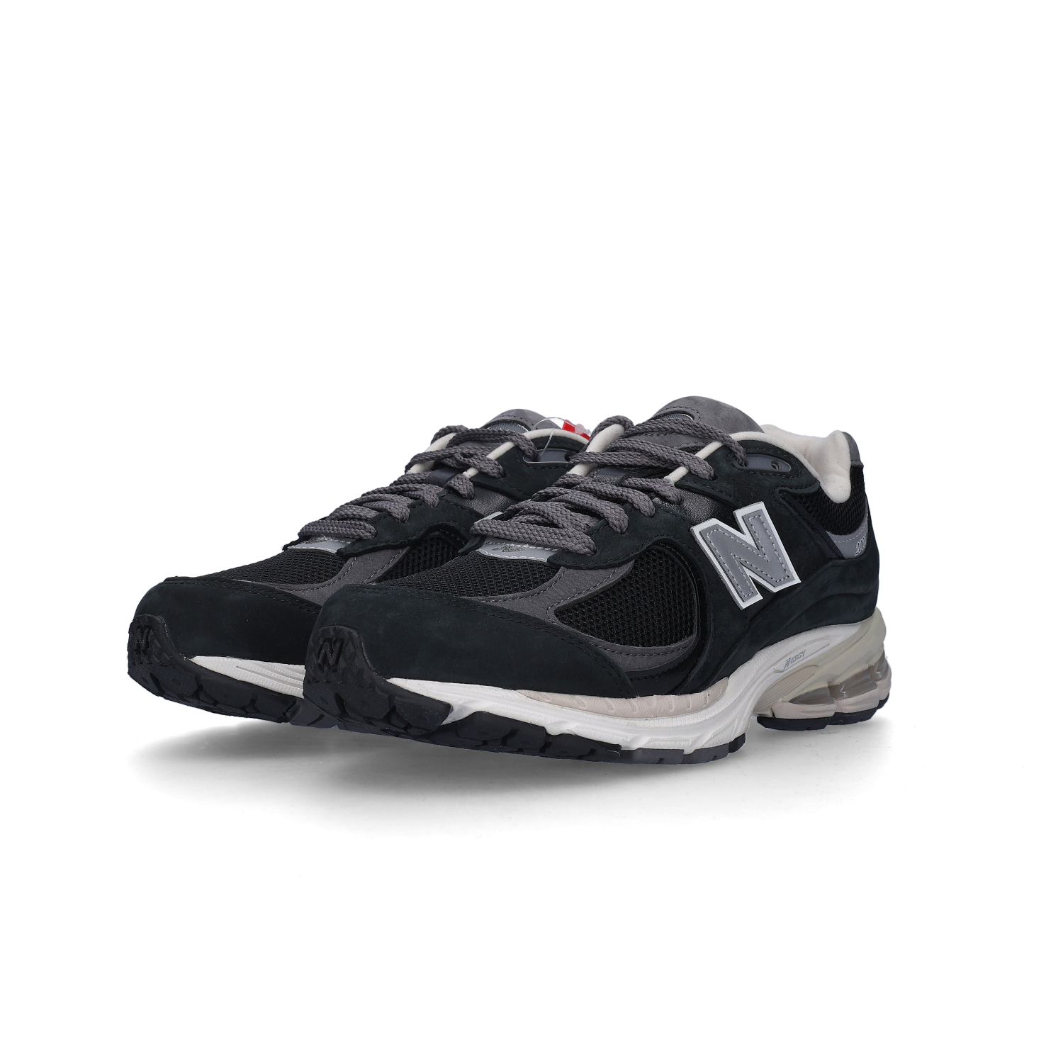뉴발란스 2002R 프리미엄 빈티지 블랙 | KREAM