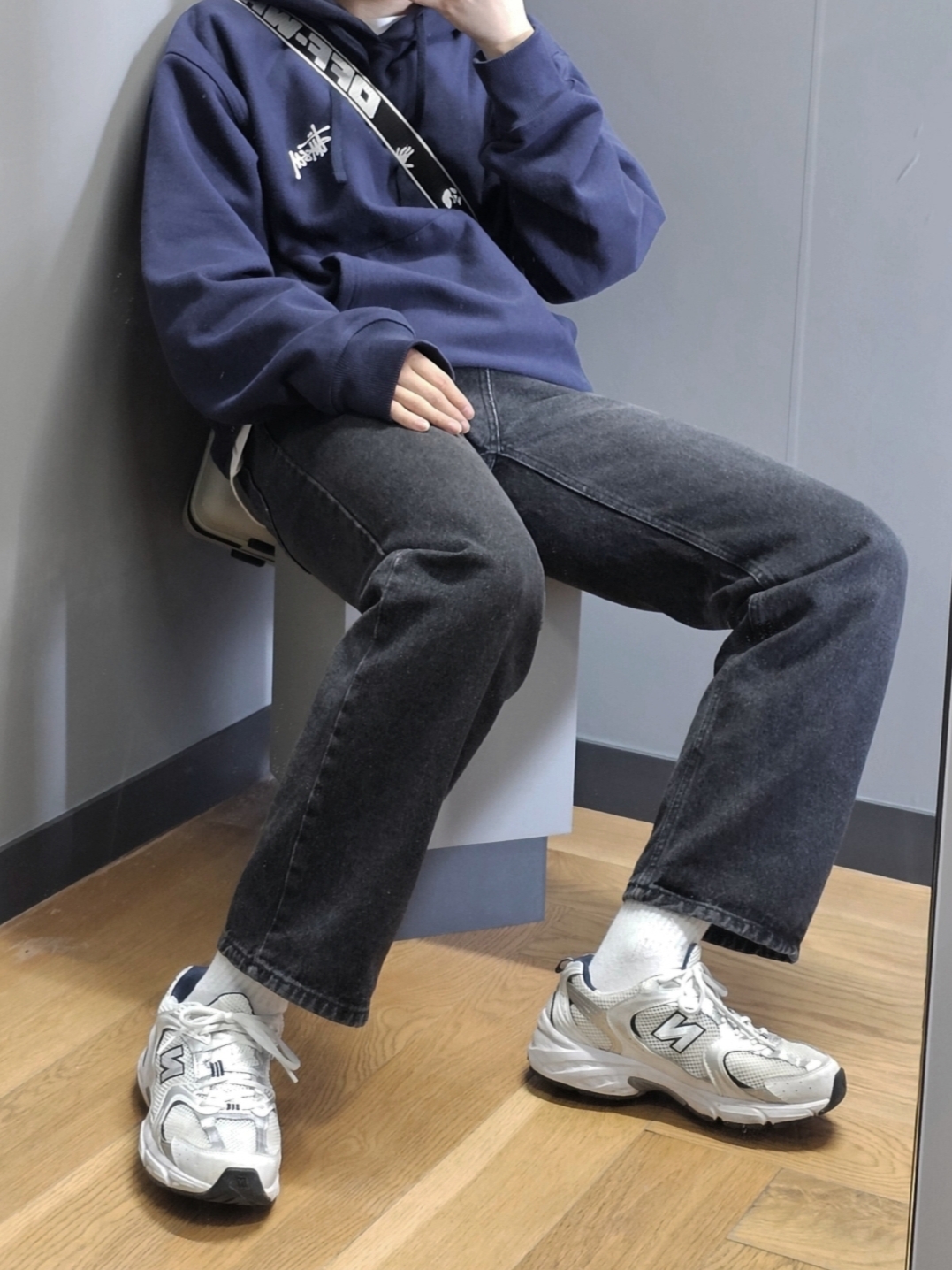 모리 (@owater_97) 님의 게시물 | KREAM