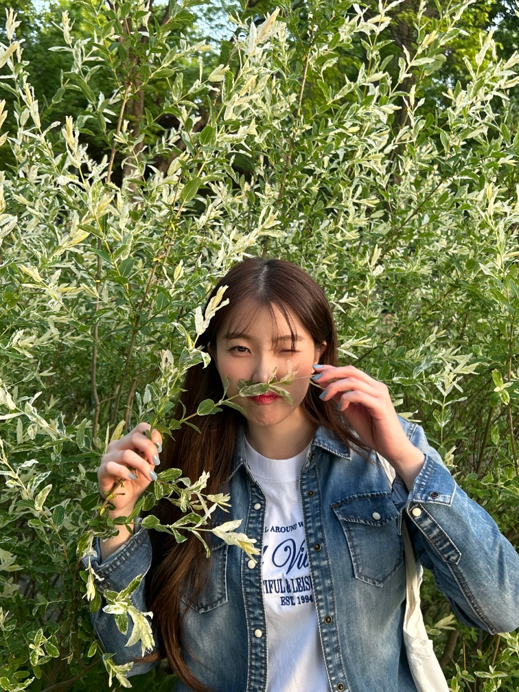 kr7d4yfdzg (@_yoon_jooo) 님의 게시물 | KREAM