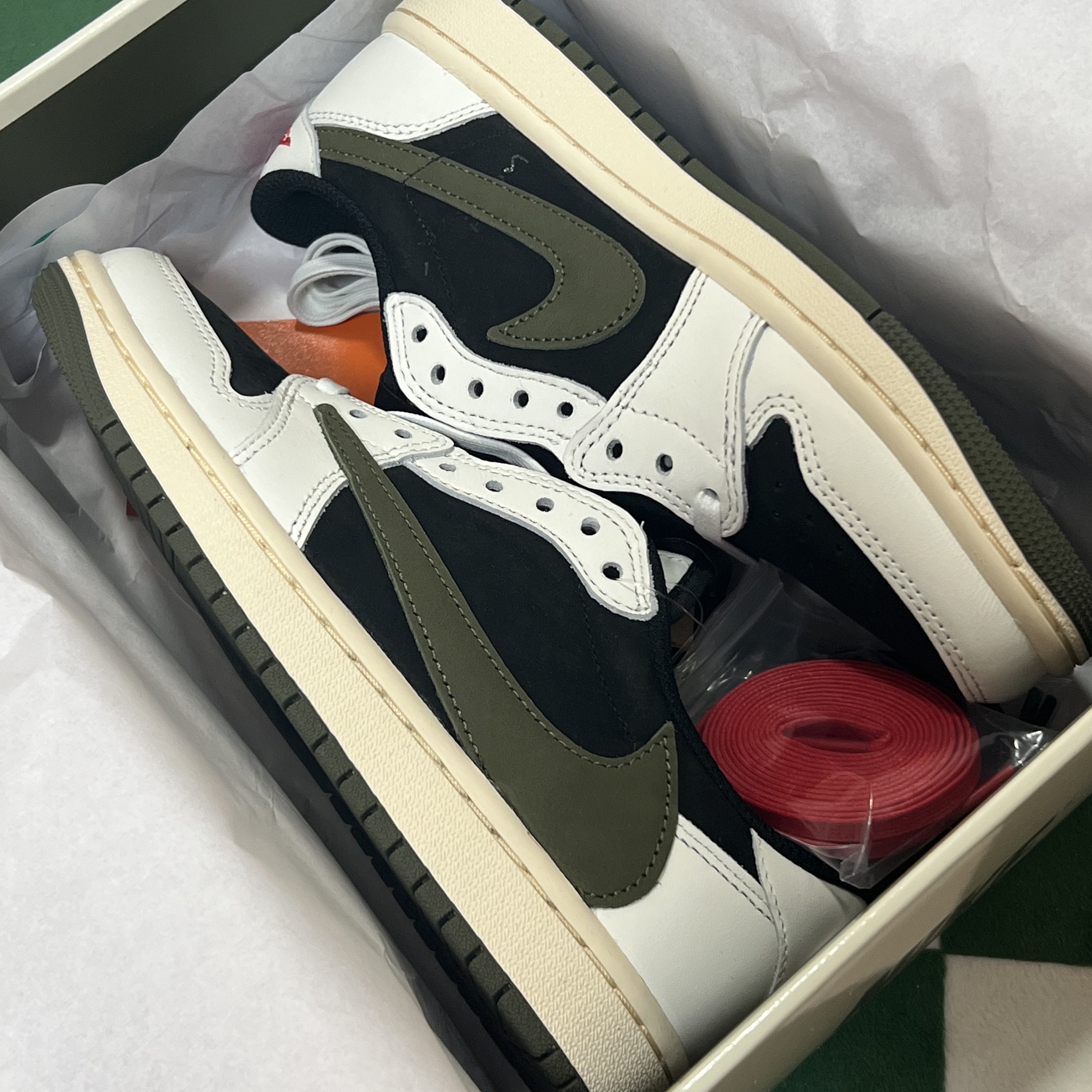 (@silver_0155) 님의 게시물 | KREAM