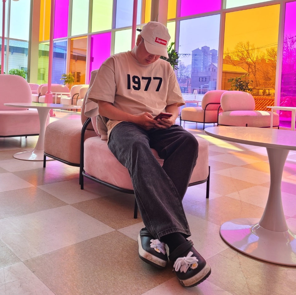 zzang9ks (@ongals) 님의 게시물 | KREAM