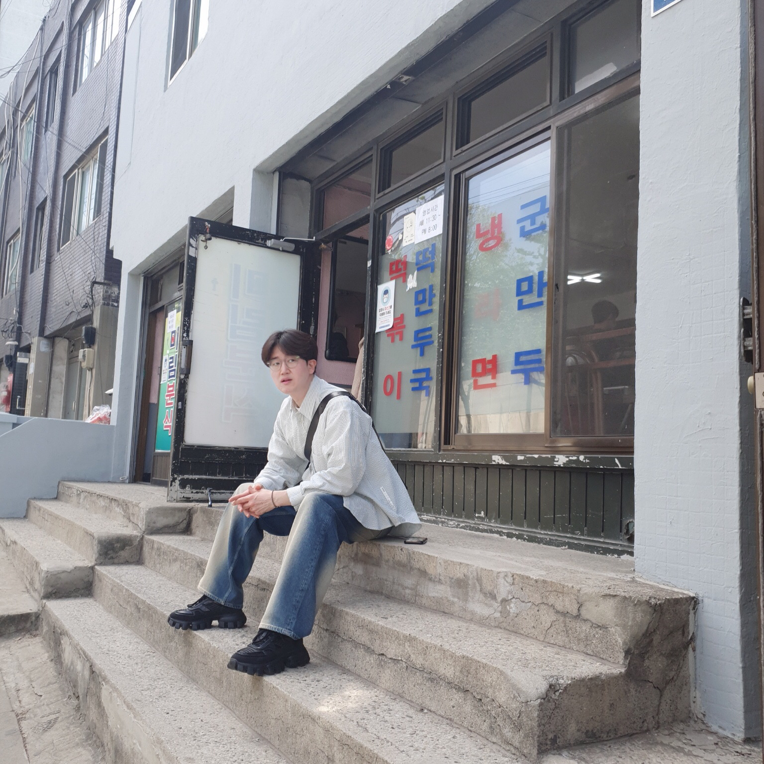 서초동한국신사 (@satin.k) 님의 게시물 | KREAM