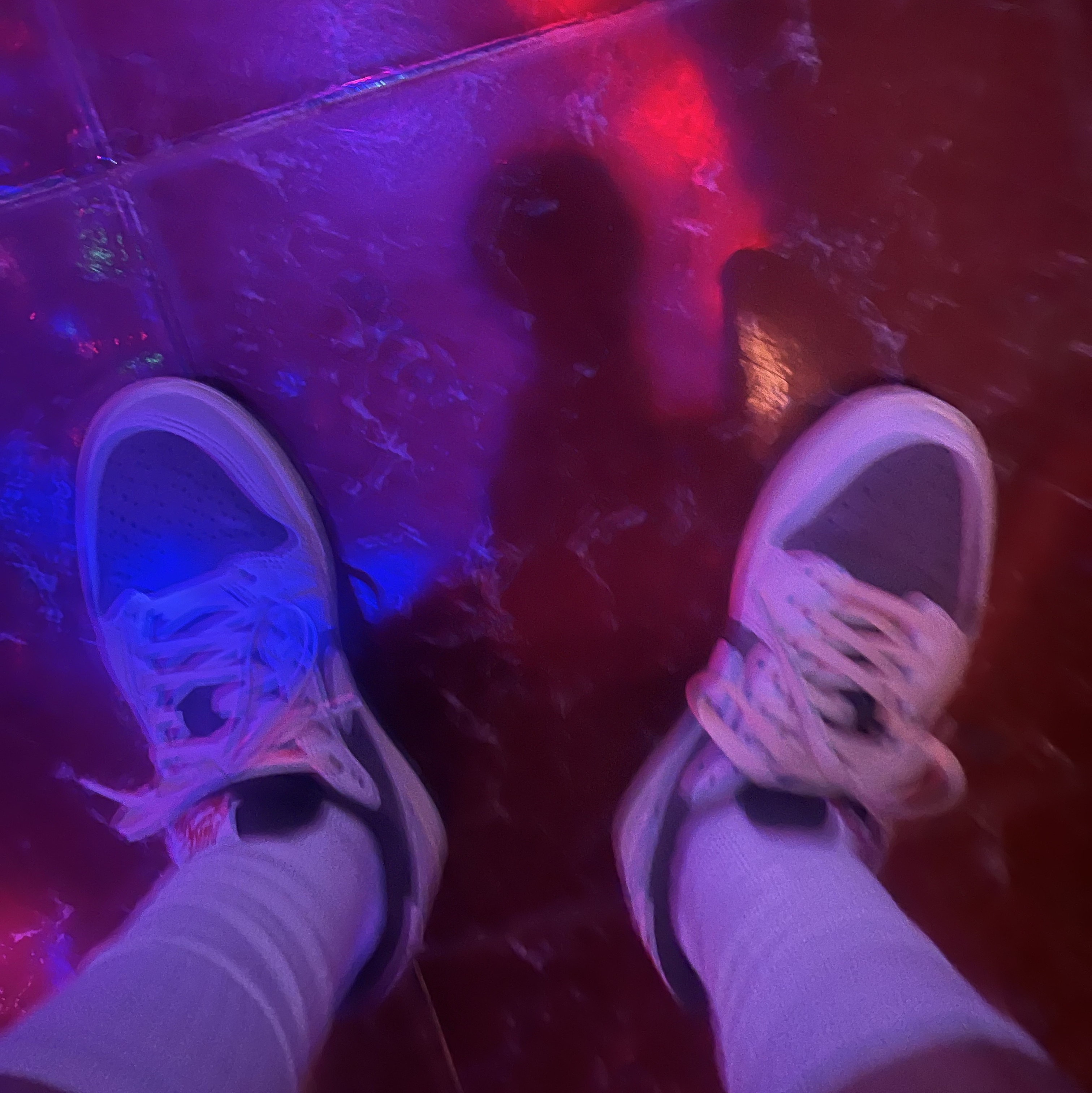 하이잭 (@hizack) 님의 게시물 | KREAM