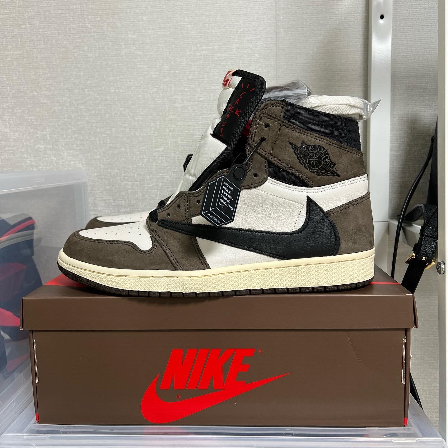 주현승 (@seung.__.ll) 님의 게시물 | KREAM