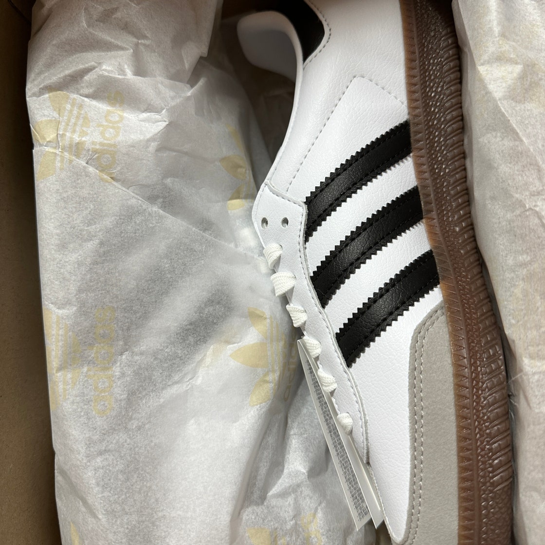 vvvvv (@hjhhhg) 님의 게시물 | KREAM