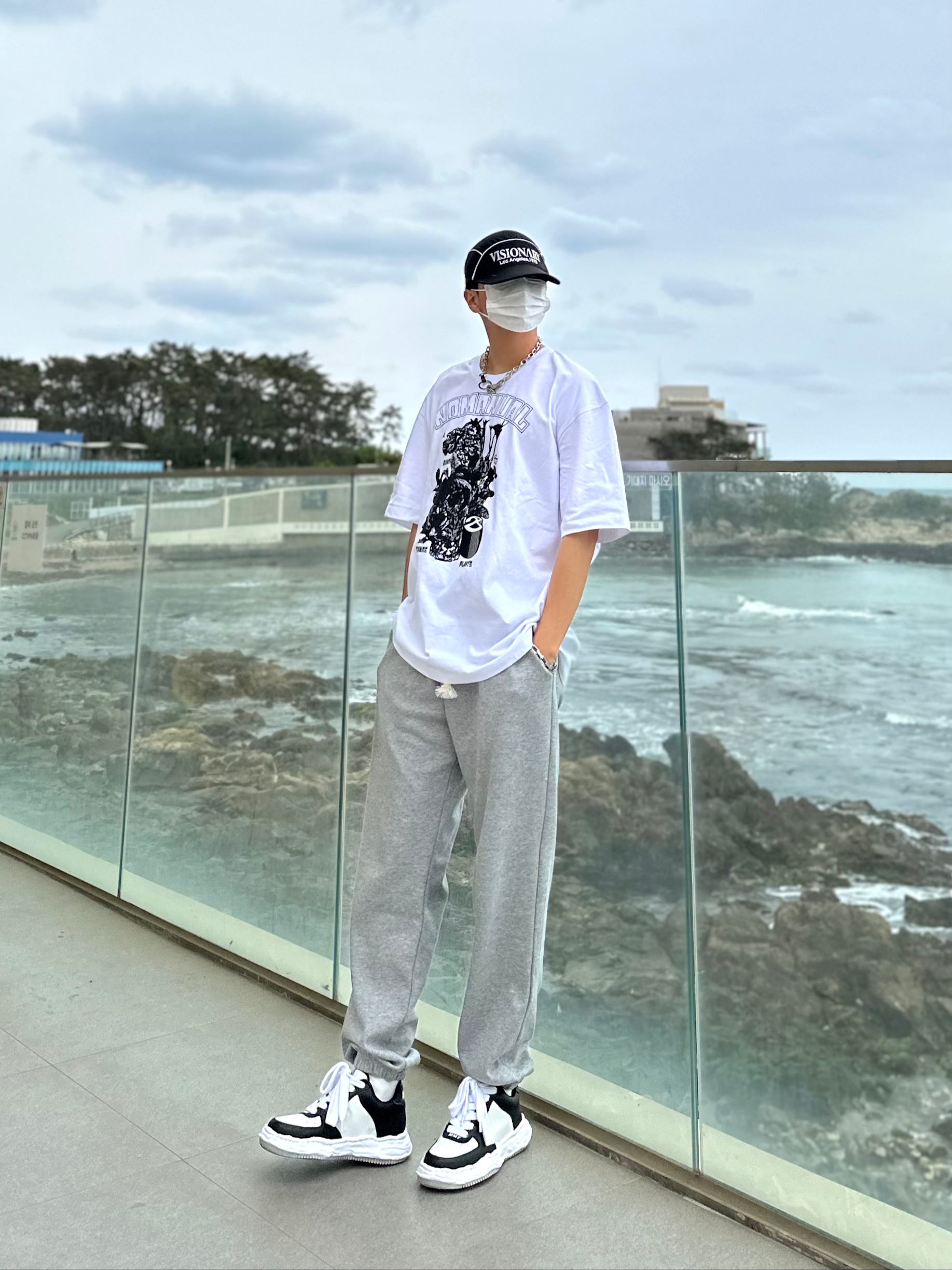 윤준영 (@bejoon0) 님의 게시물 | KREAM