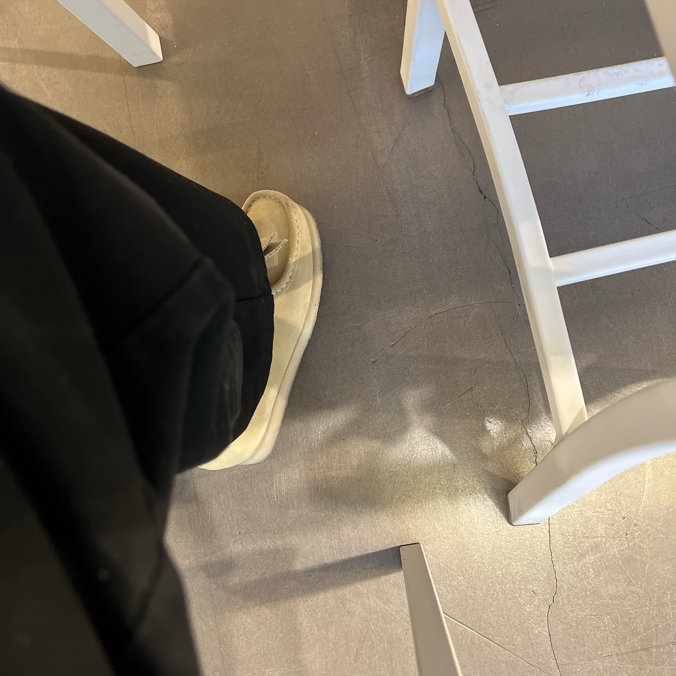 존예템 탐색기 (@zonyeah) 님의 게시물 | KREAM