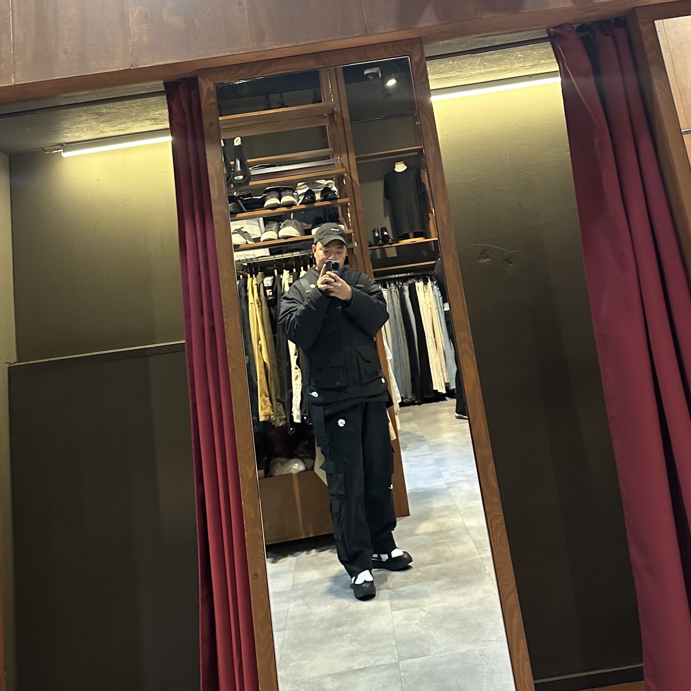 supreme (@v2_keroro) 님의 게시물 | KREAM