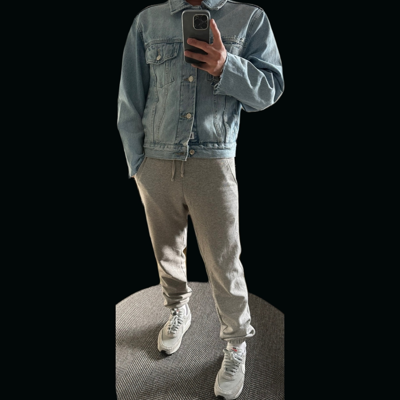 마도란나 (@wxwxwx) 님의 게시물 | KREAM