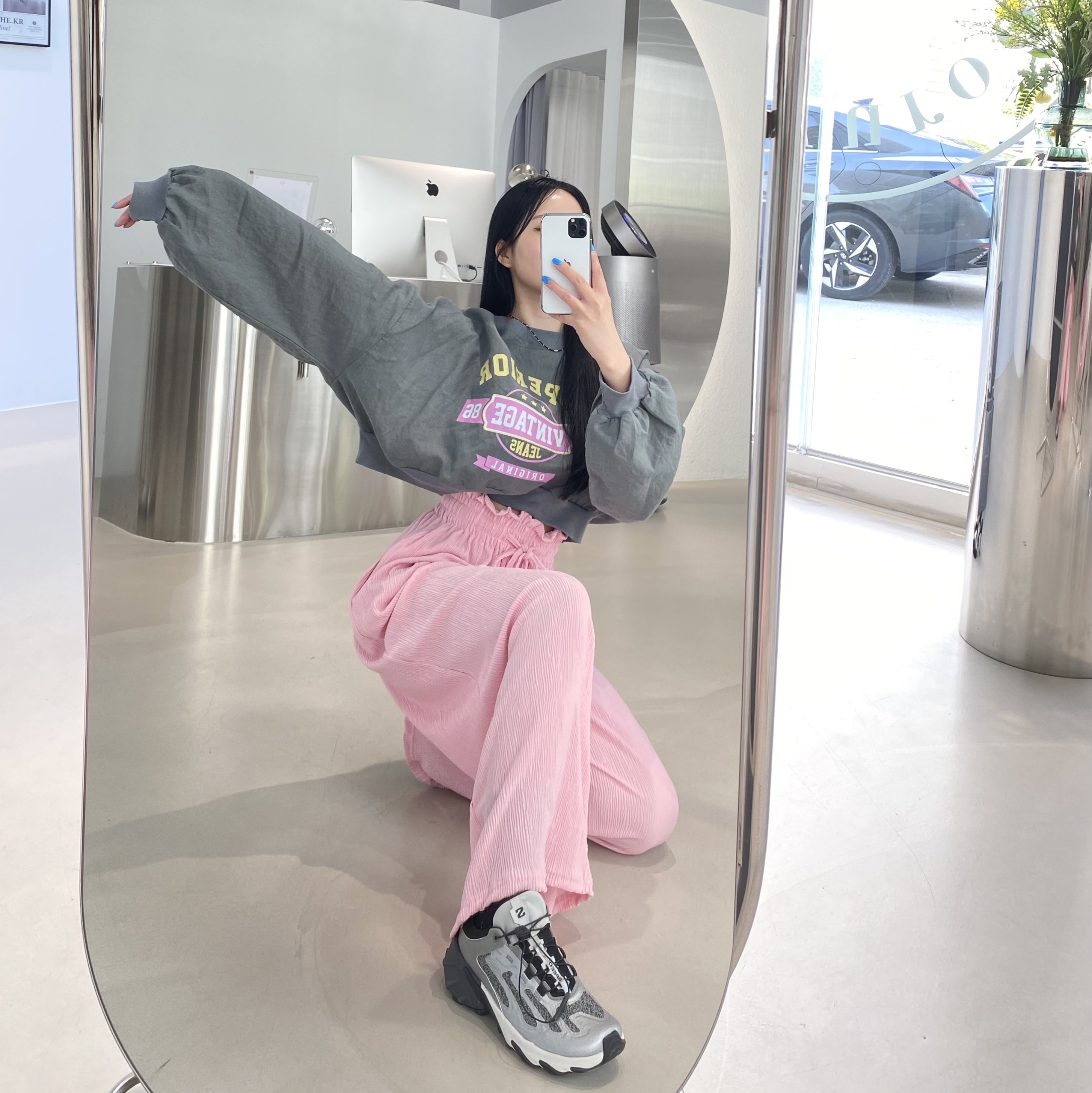 (@look_ko) 님의 게시물 | KREAM